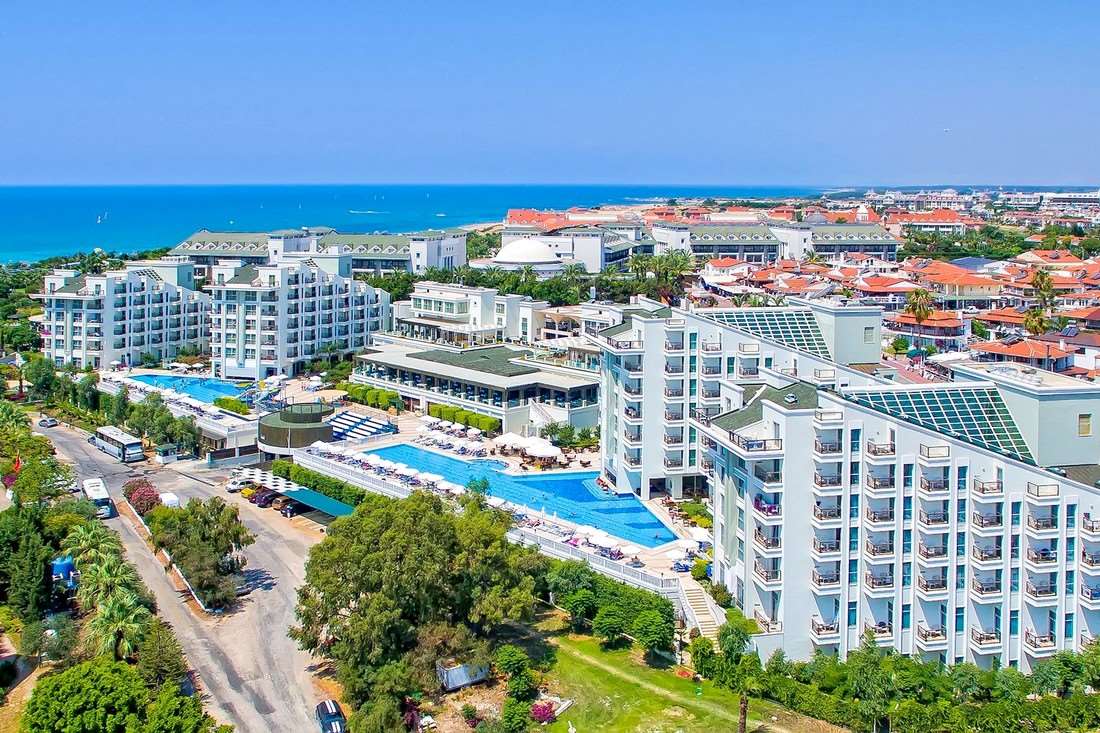 Goedkope all inclusieve vakantie boeken in Side. Hotel Royal Atlantis ...
